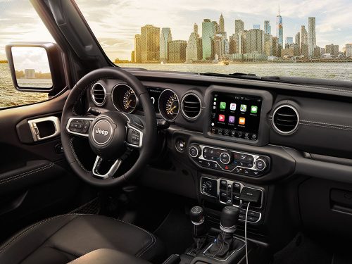 Jeep® Gladiator Interior - Truck Interior & Features